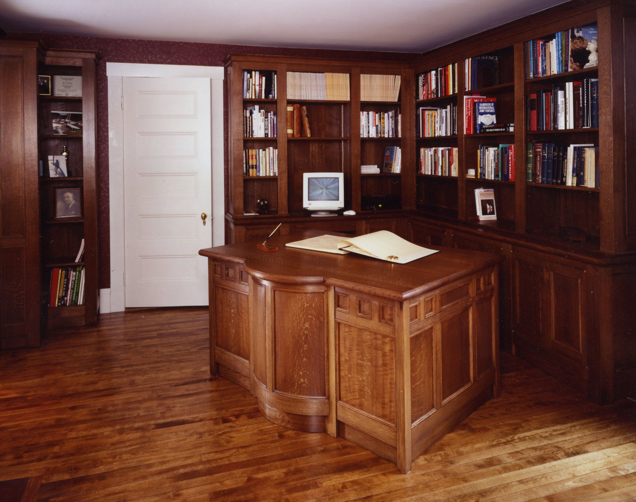 Home Office, Oak – DavidKlenk.com